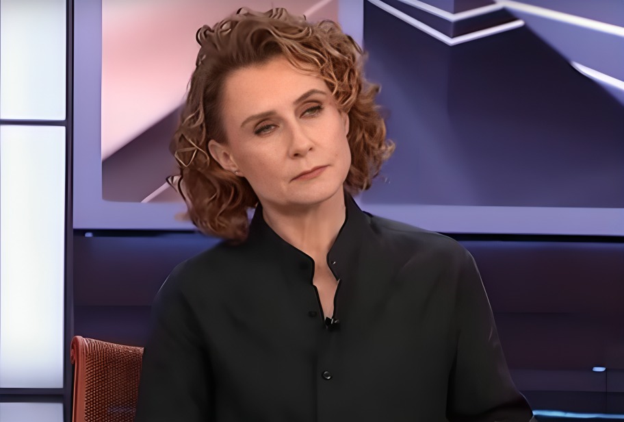 Denise Maerker acaba con Zuckermann tras dudar de Sheinbaum